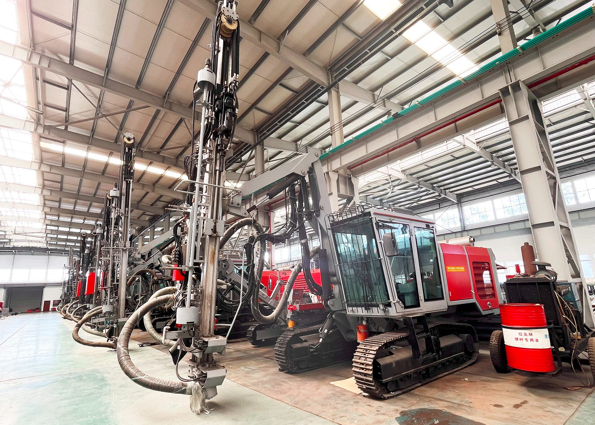 TDS-TH700 Hydraulic Top Hammer Drilling Rig - TDS-Drilling Rig Expert